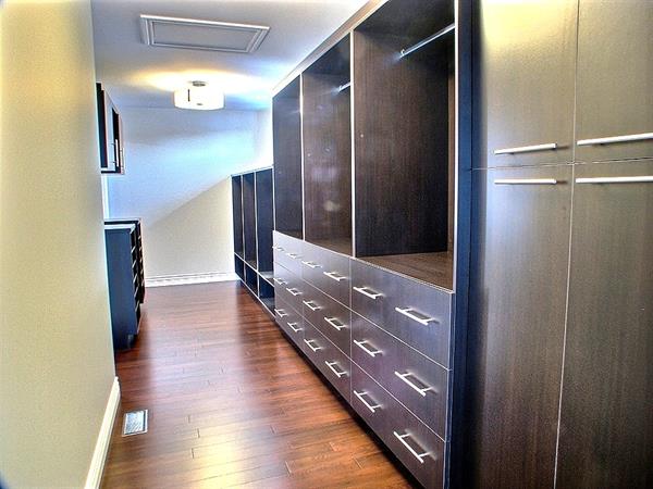 Dressing en longueur en bois Maisons La Prise photo n°54